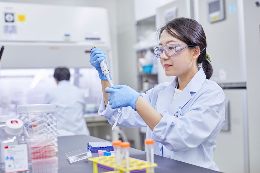 Dia do médico geneticista: saiba a importância deste profissional - SP ...