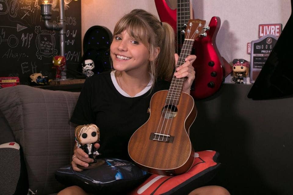 Sucesso nos palcos e no cinema, Giulia Nassa agora é Youtuber - SP AGORA